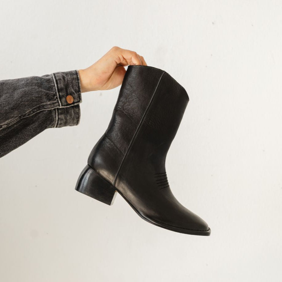The West Boot [Black] – E I T H E R / O R